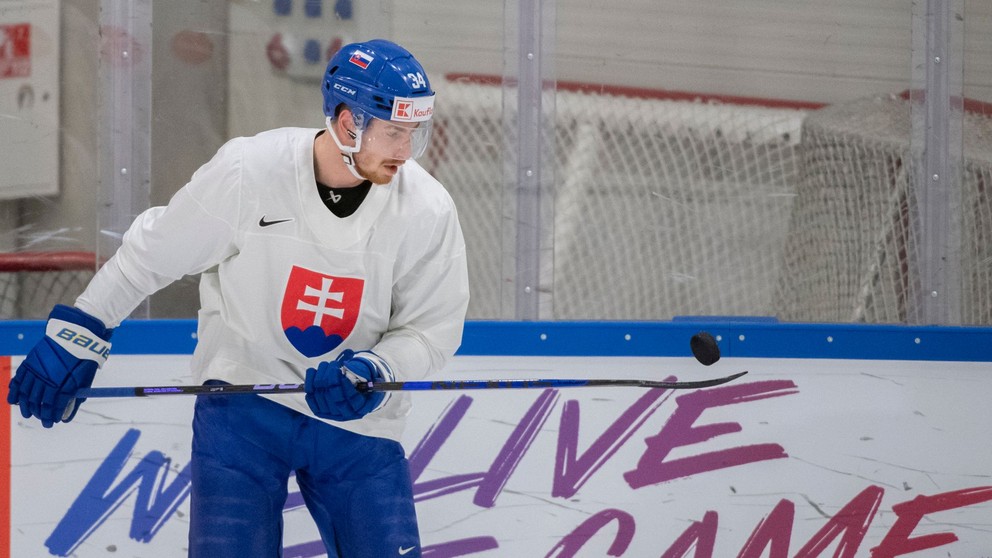 MS v hokeji 2023: Mário Grman a Peter Cehlárik sa objavili na tréningu ...