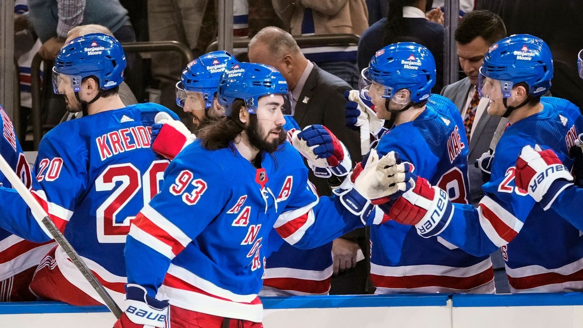 NHL: Hráčmi týždňa sa stali Mika Zibanejad, Cale Makar a Jeremy Swayman ...