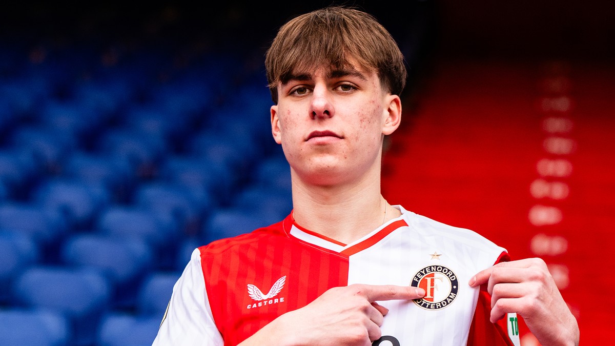 Futbal: Leo Sauer predĺžil zmluvu s Feyenoordom Rotterdam do roku 2028 ...