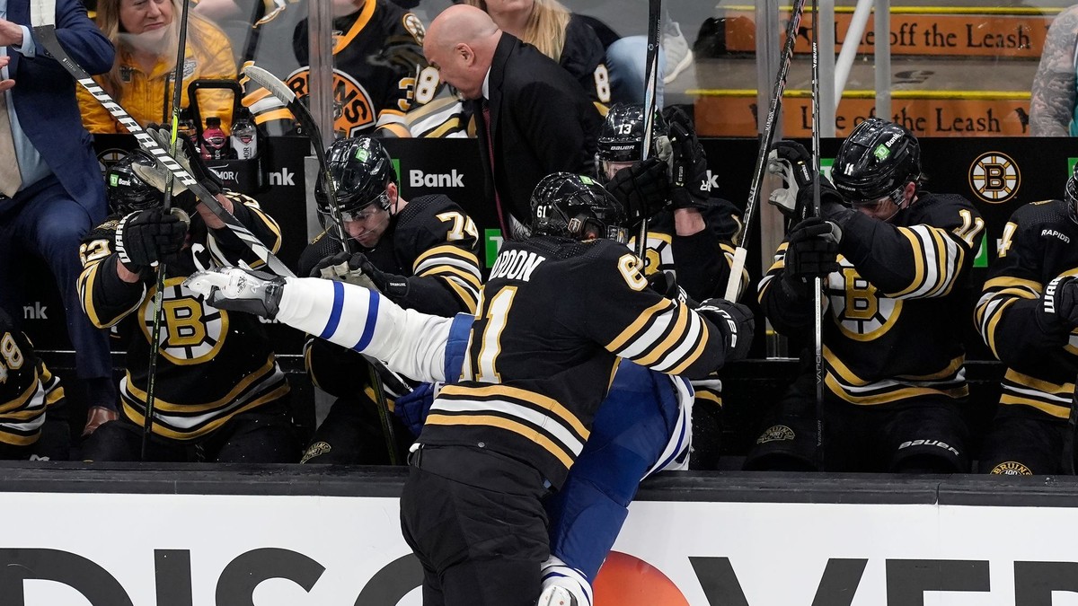 NHL: Sériu Carolina - NY Islanders ťahajú skvelé zápis trénerov | SPORTNET