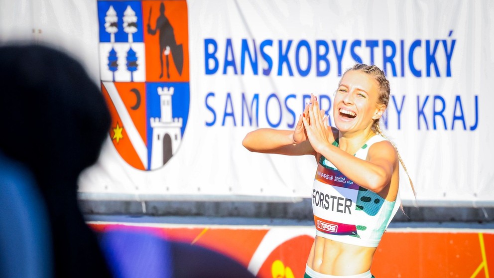 Atletika: Viktória Forster prekonala 55 rokov starý rekord na 100 ...