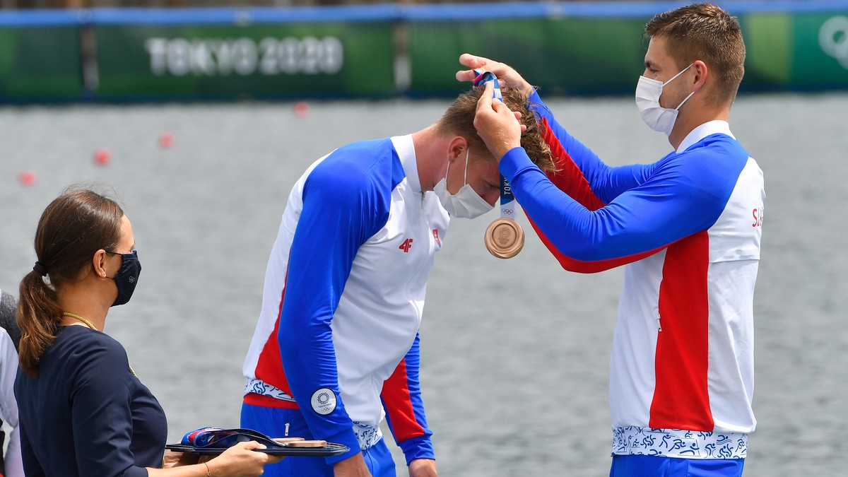 Slovenský štvorkajak si jediný správne dal medaily na LOH Tokio 2020 / ...