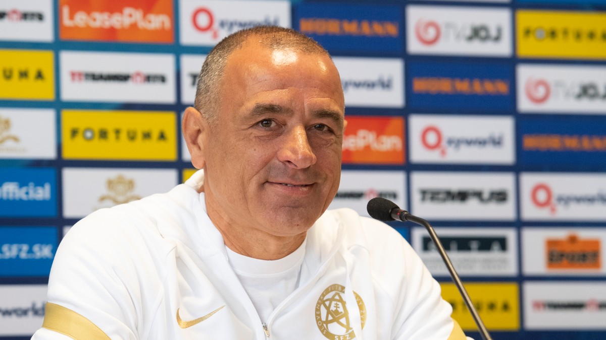 Francesco Calzona hovorí o nominácii proti Čiernej Hore a Čile | SPORTNET