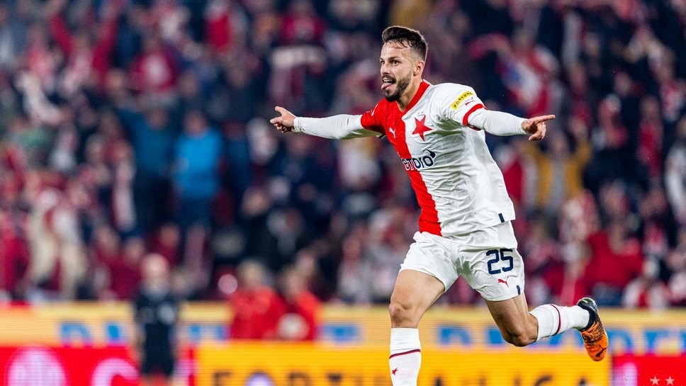 Jakub Hromada zostane v českom klube SK Slavia Praha do roku 2025 ...