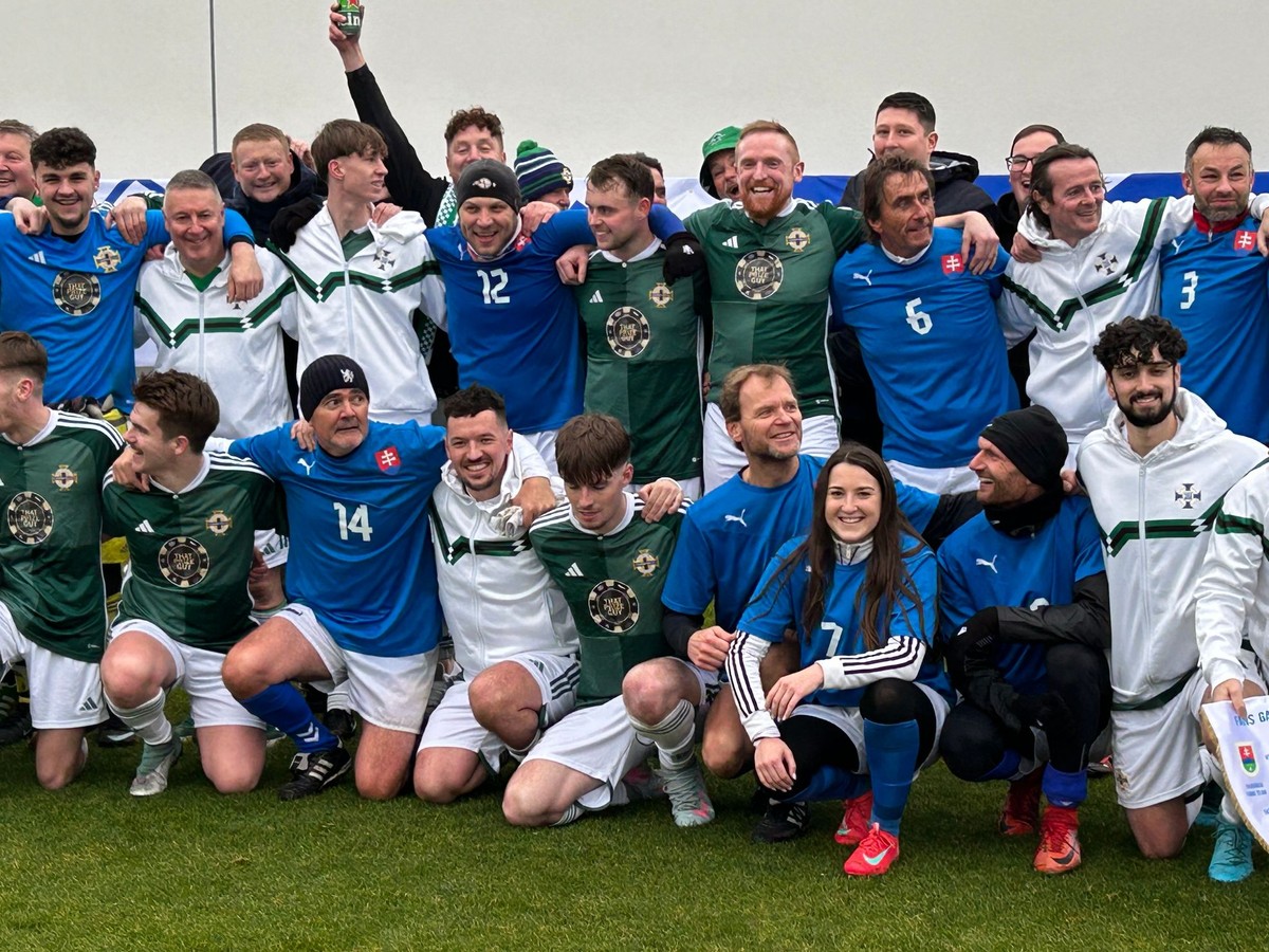Oficiálny fanklub slovenskej reprezentácie sa naladil víťazne ...