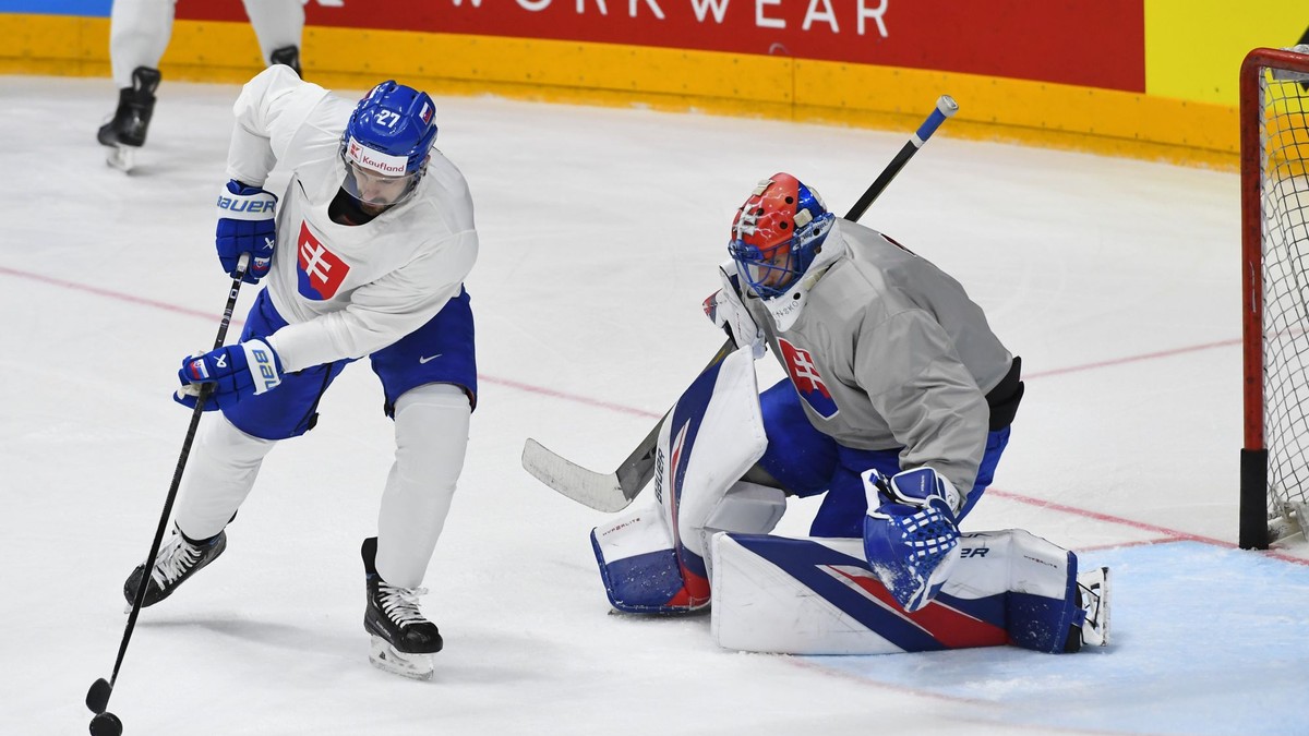 MS v hokeji 2024: Slovensko prvýkrát trénovalo v Prahe, Hrivík sa ...