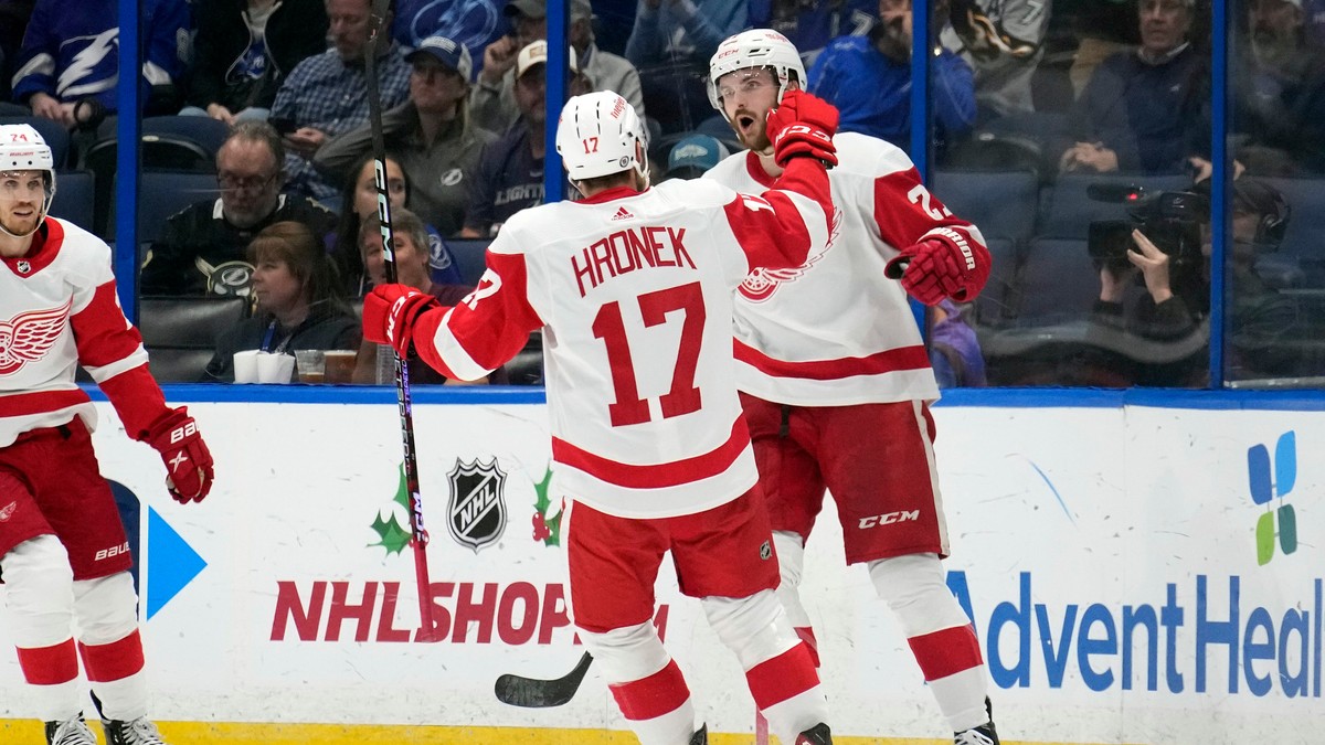 Filip Hronek vytvoril nový rekord Detroitu v NHL (zaujímavosti) | SPORTNET