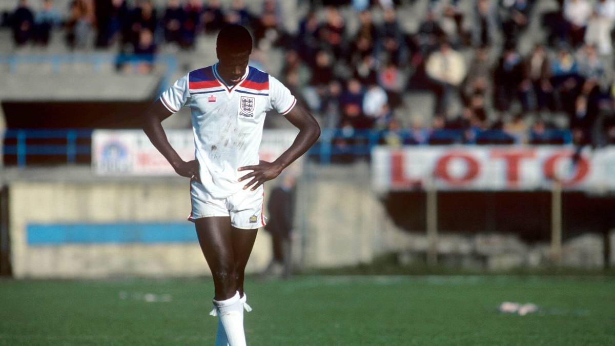 Futbalista priznal, že je homosexuál. Justin Fashanu mal tragický ...