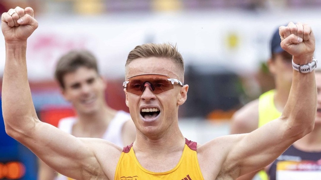 Michal Morvay a Ema Hačundová vyhrali MSR v chôdzi na 10.000 m 2025 ...