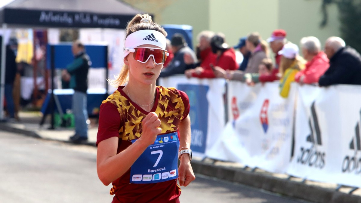 MSR v atletike 2024: Burzalová a Úradník vyhrali chôdzu na 20 km | SPORTNET