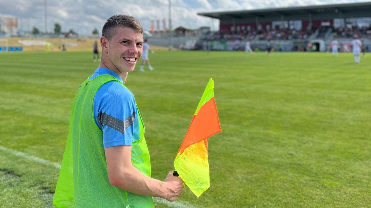 VIDEO: Zápas Slavia Praha - Raków Čenstochová museli rozhodovať ...