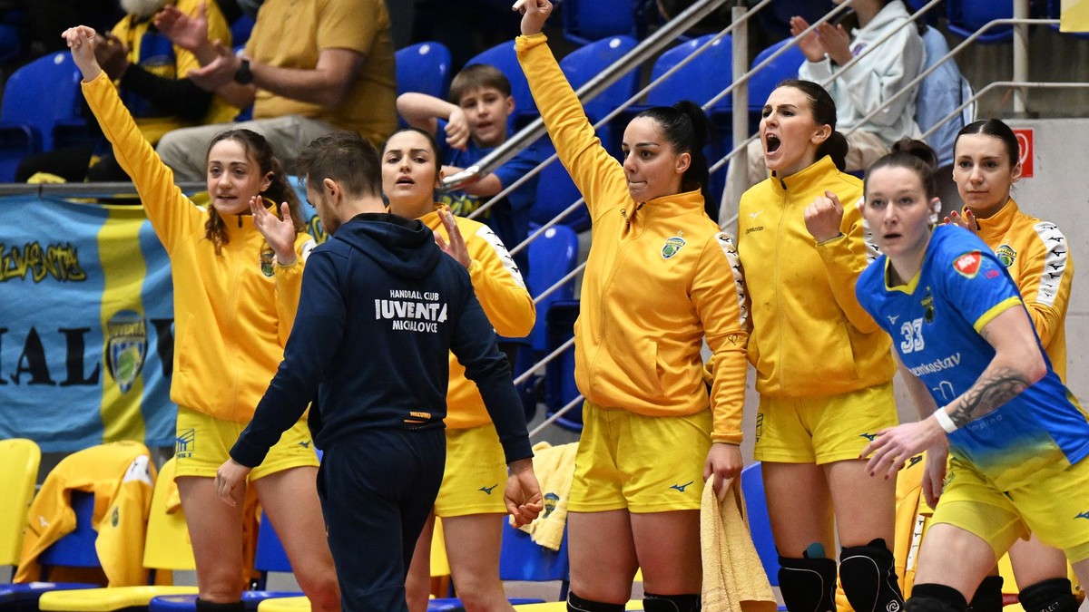 Hádzaná: Iuventa Michalovce získala rekordný 15. titul | SPORTNET