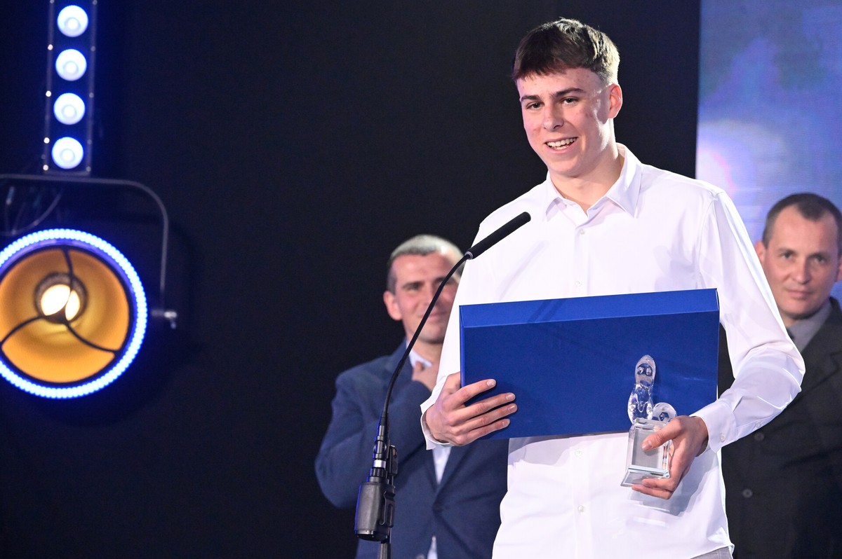 GRASSROOTS – Futbalisti roka Leo Sauer (U17) a Timotej Jambor (U19 ...