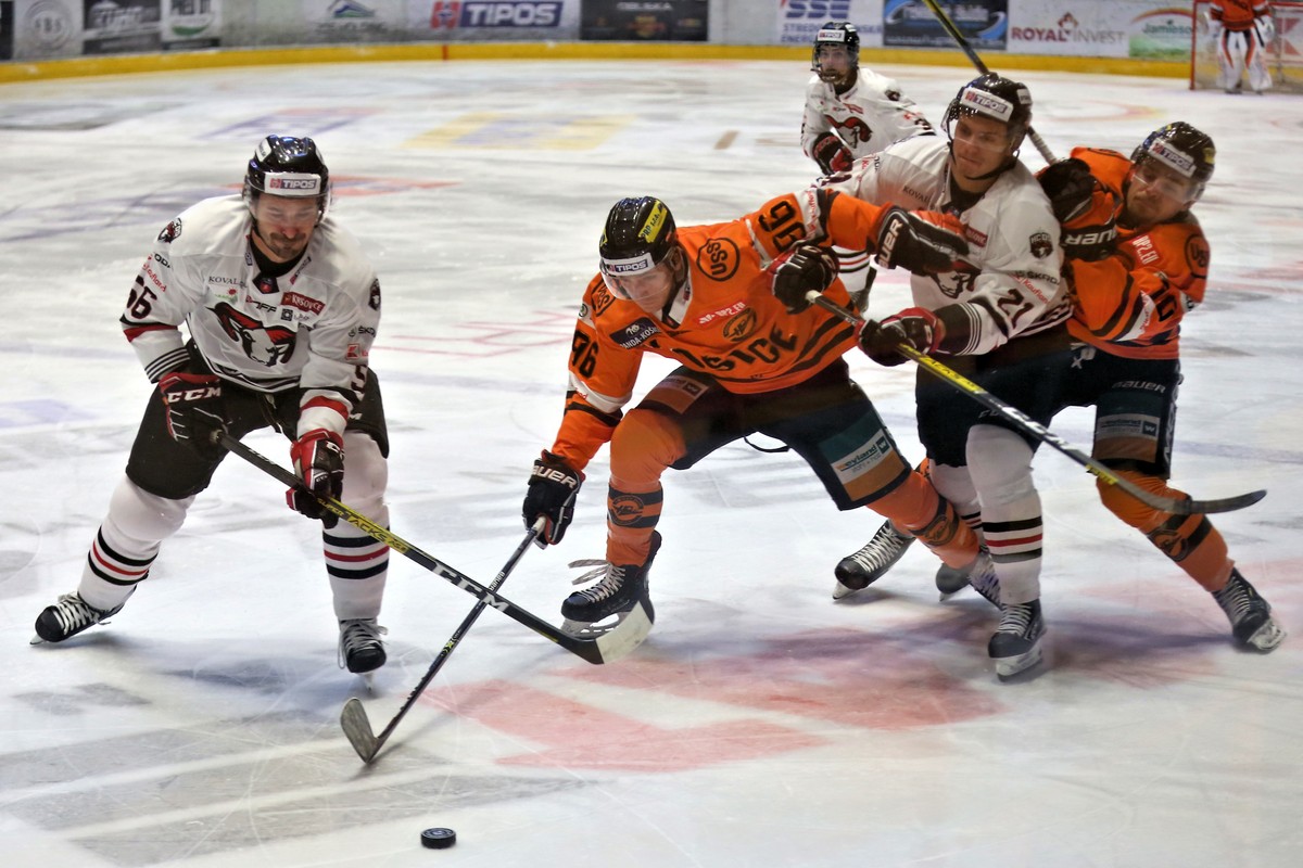 Zvolen zdolal Slovan, ale stratil prvé miesto. Trenčín a Nitra ...