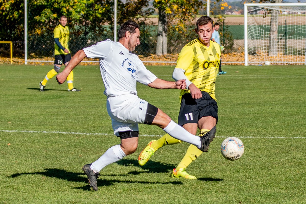 FUTBAL - Slovensko: Pozba privíta Podhájsku, pre obe dediny to bude ...