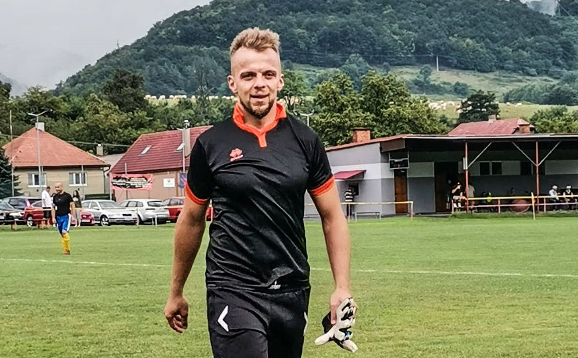 Brankár TJ Družstevník Lovčica-Trubín Adam Struhár strelil gól | SPORTNET