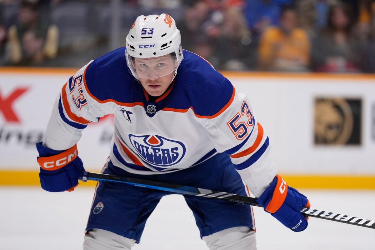 NHL: Jeff Skinner z Edmontonu dostal pokutu za filmovanie | SPORTNET