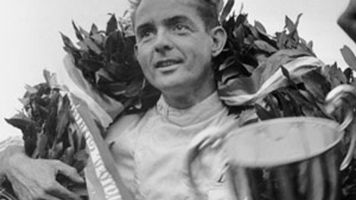 F1: Zomrel bývalý majster sveta Phil Hill | SPORTNET