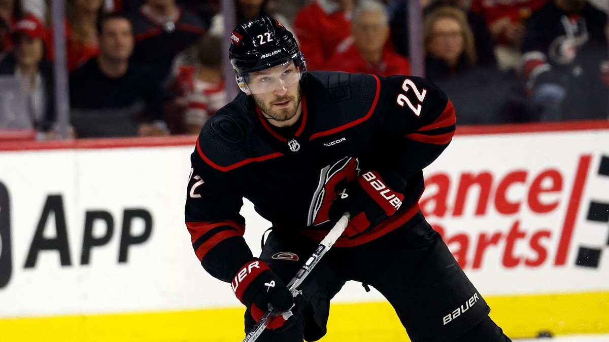 NHL: Do New Jersey Devils prídu Brett Pesce a Brenden Dillon | SPORTNET