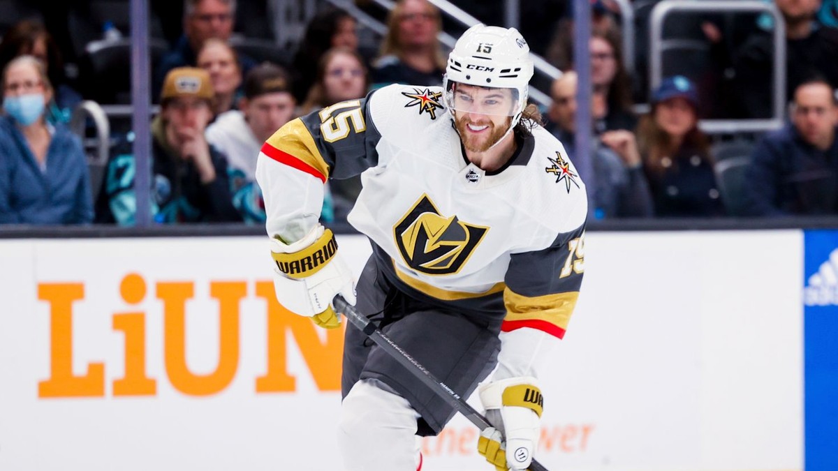 NHL: Noah Hanifin sa s Vegas dohodol na novej zmluve | SPORTNET
