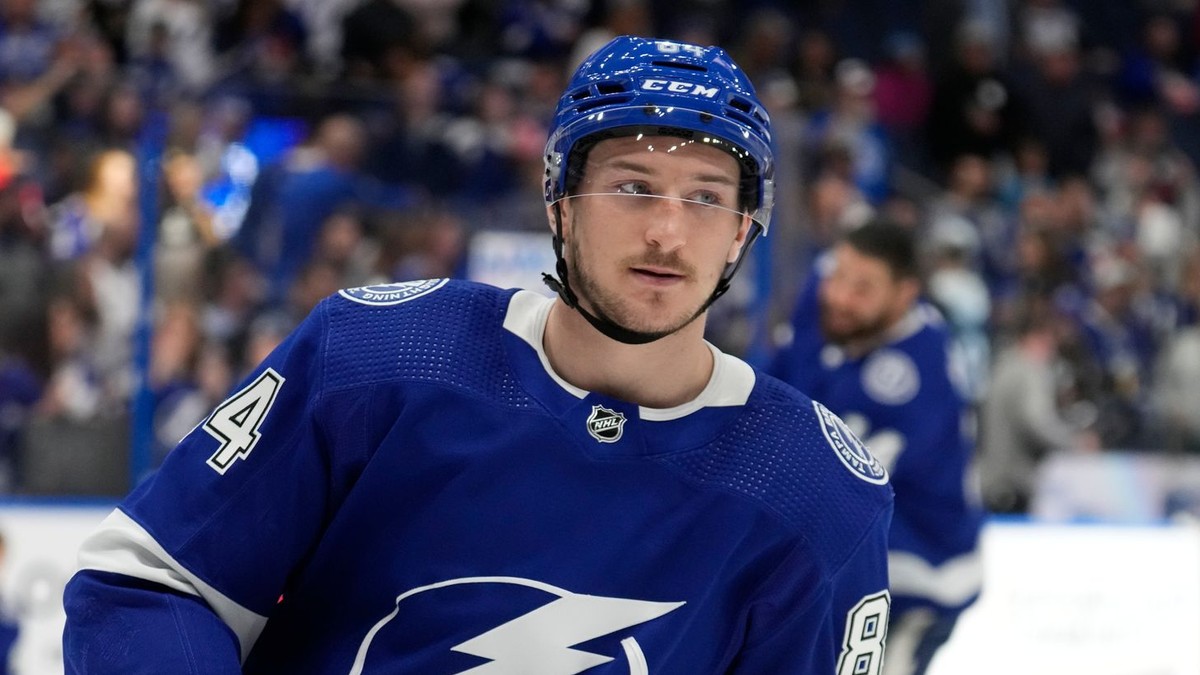 NHL: Tanner Jeannot predĺžil kontrakt s Tampou Bay | SPORTNET