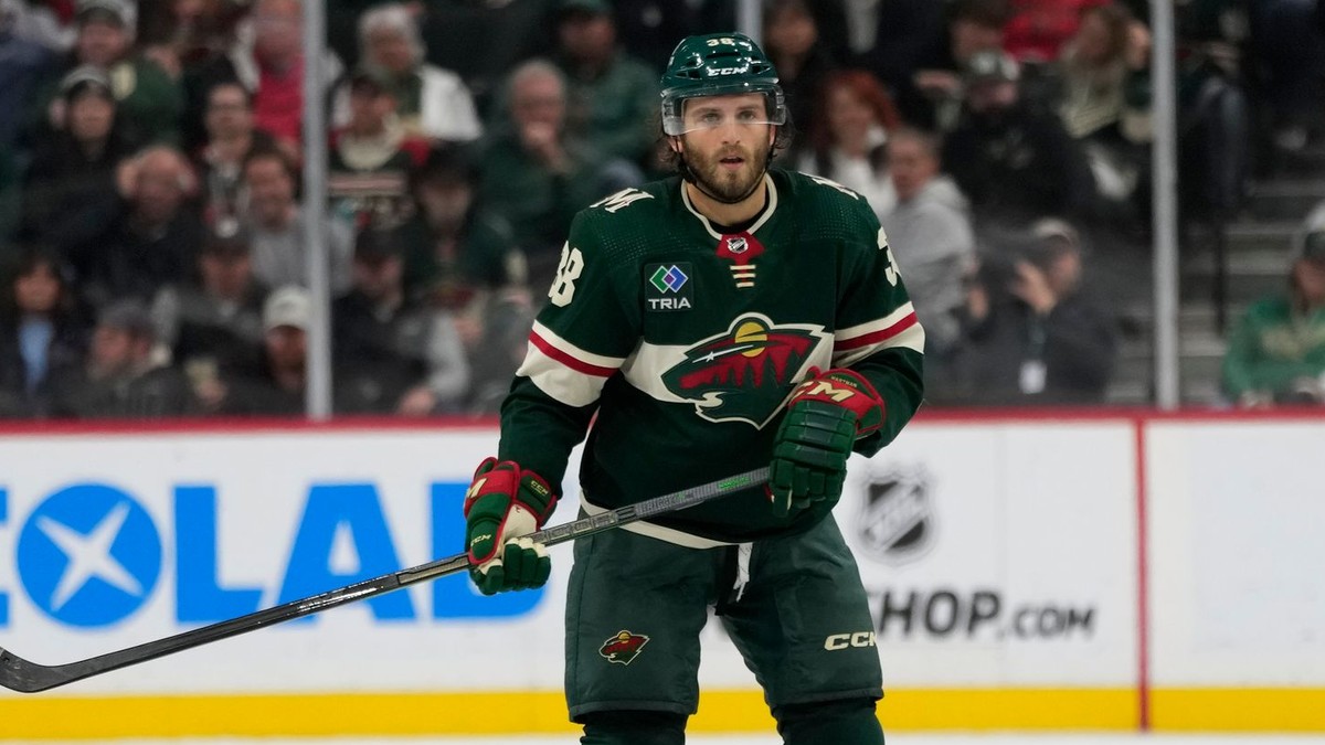 NHL: Ryan Hartman dostal trest na dva zápasy | SPORTNET