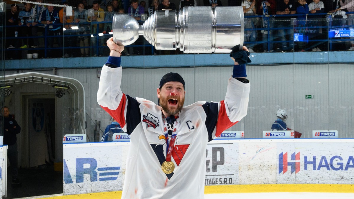 Michal Sersen má ešte čo ponúknuť. Slovan Bratislava s ním predĺžil ...