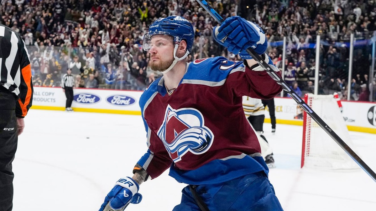 NHL: Valerij Ničuškin absolvoval liečenie a vracia sa k Coloradu ...