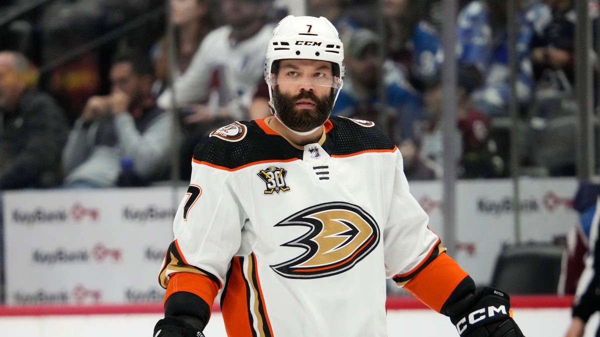 NHL: Radko Gudas sa stal kapitánom Anaheimu Ducks | SPORTNET