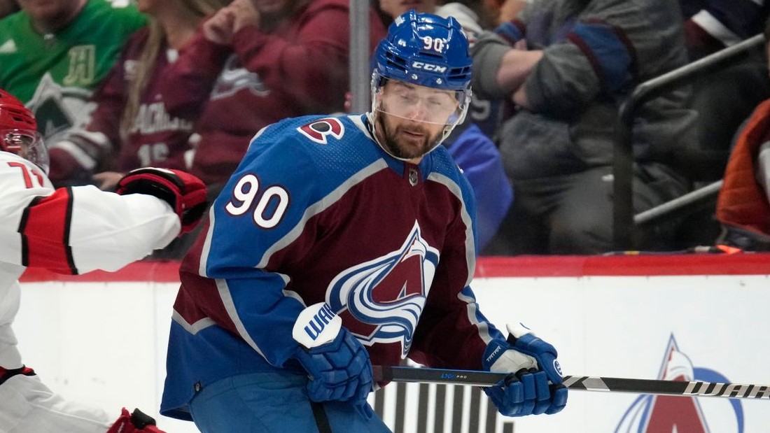 NHL dnes: Tatar asistoval, Ružička odstúpil po bodyčeku (výsledky, 25 ...