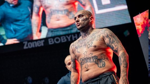 FNC: Laky Royal pred súbojom Molocha nenávidel, v ringu ho poslal k ...