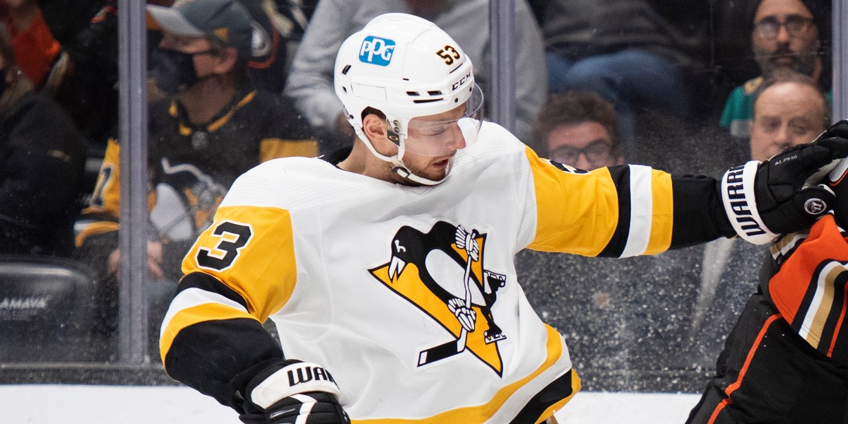 NHL: Teddy Blueger vynechá pre operáciu sánky niekoľko týždňov | SPORTNET